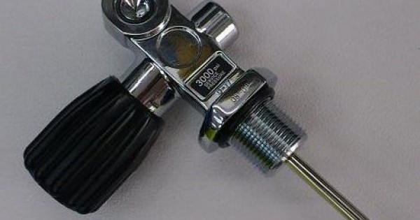 XS Scuba thermo valve